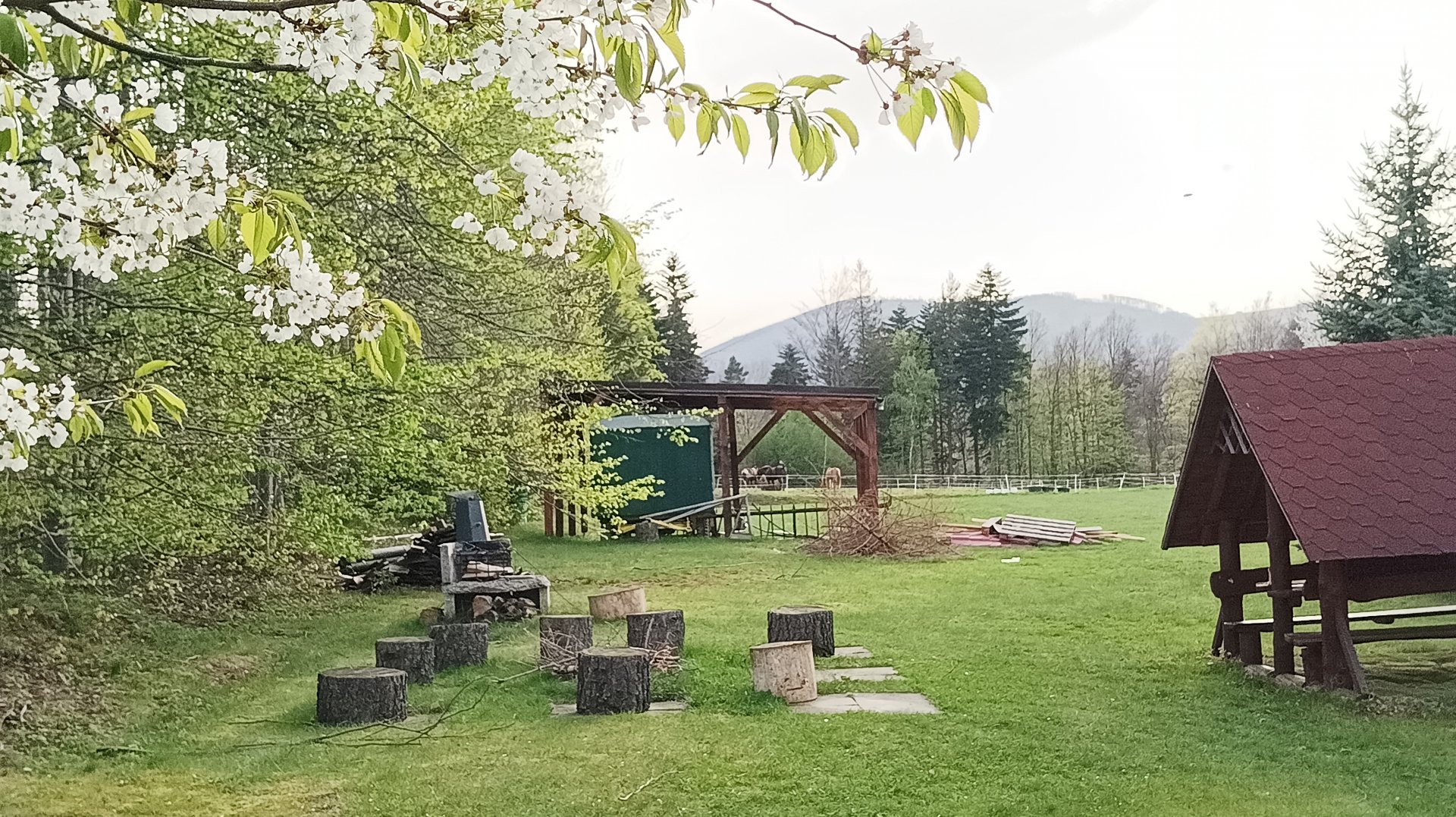 Kempuj bez kempu v místě Maringotka Vojana | bezkempu.cz