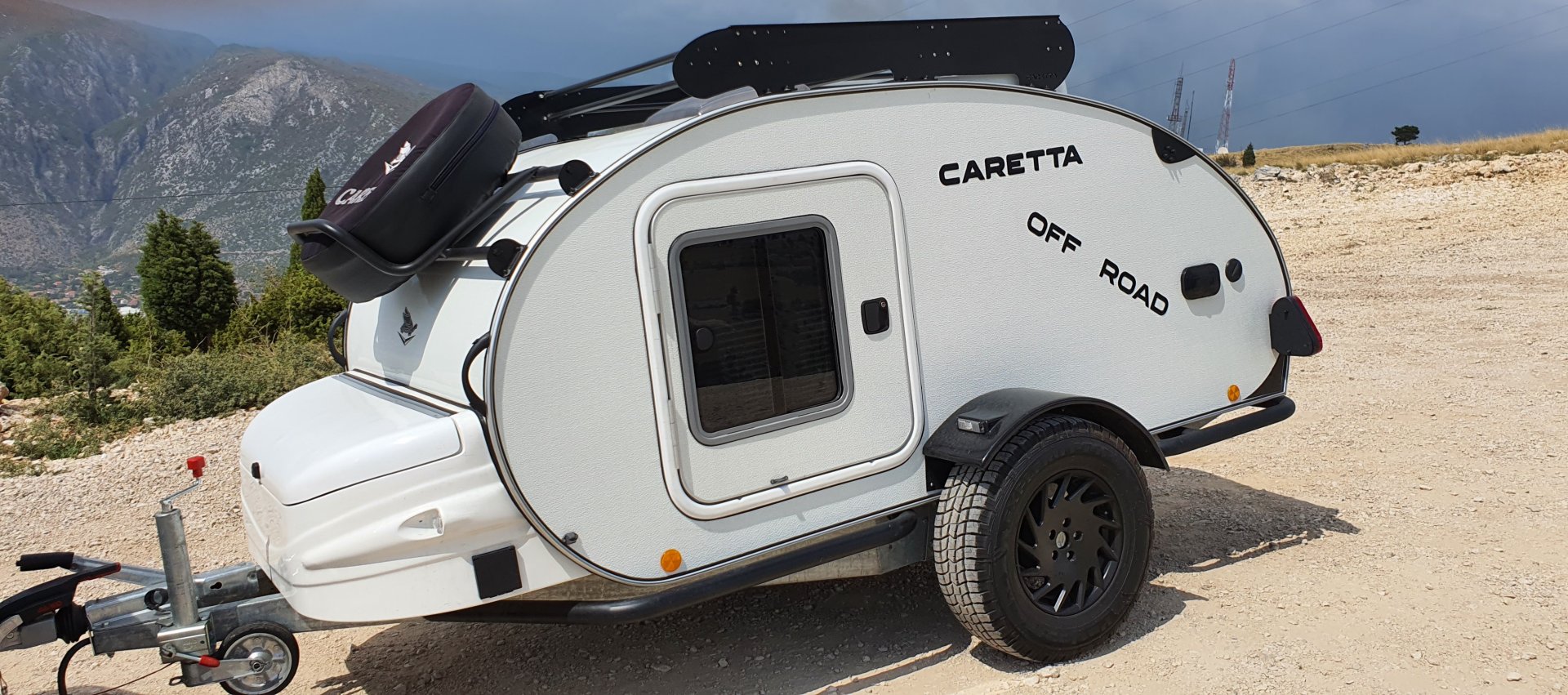 Caretta Off - Road - mini přívěs - Půjčovna karavanů | bezkempu.cz