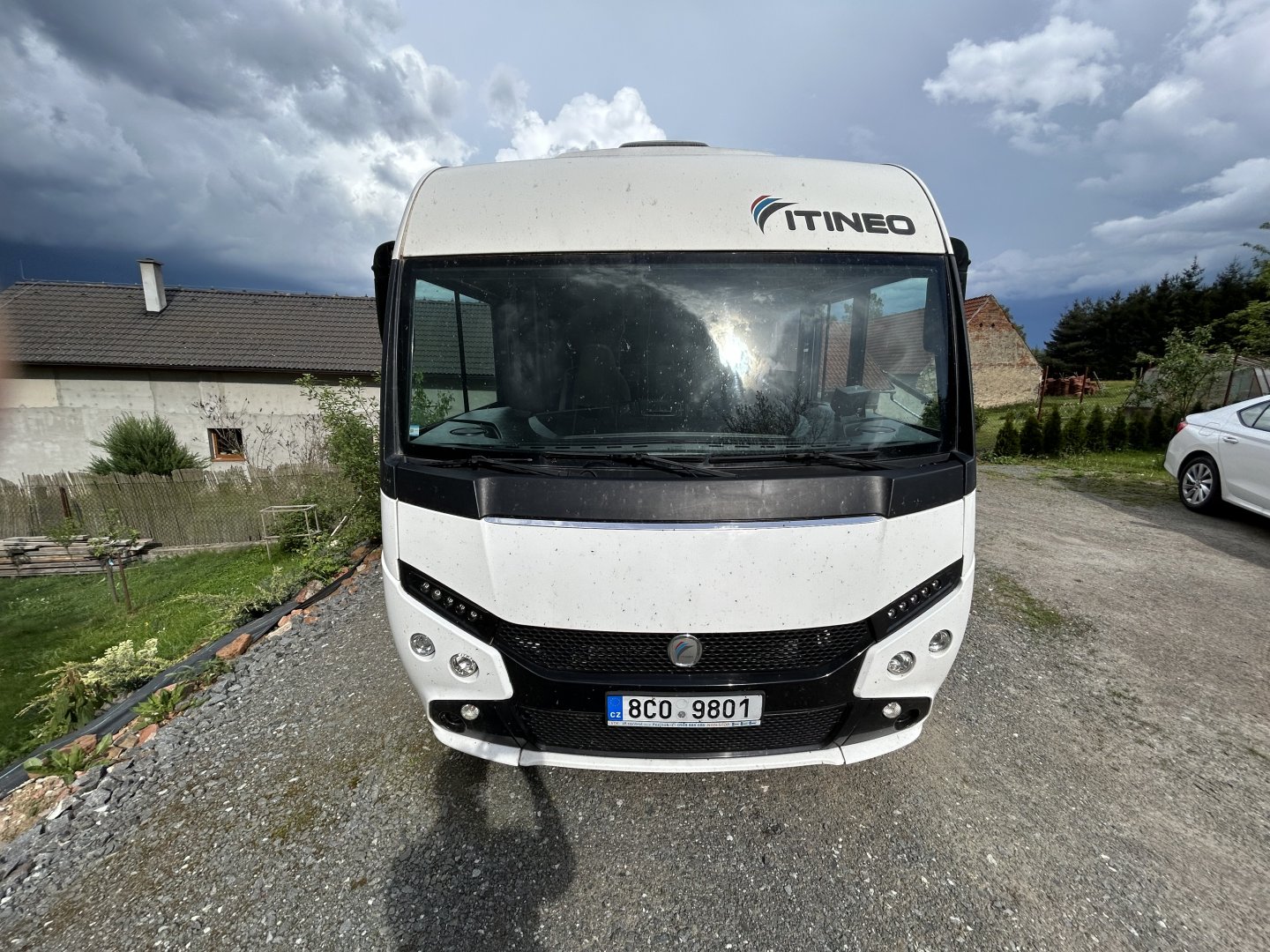 Itineo MB700 - integrál - Motorhome hire | campu.eu