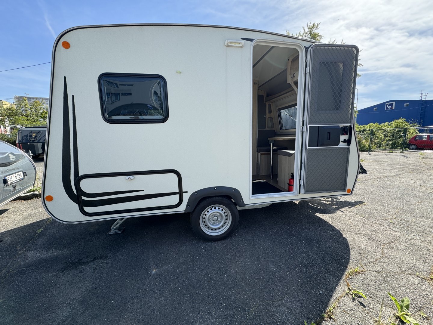 Cubic - mini přívěs - Půjčovna karavanů | bezkempu.cz