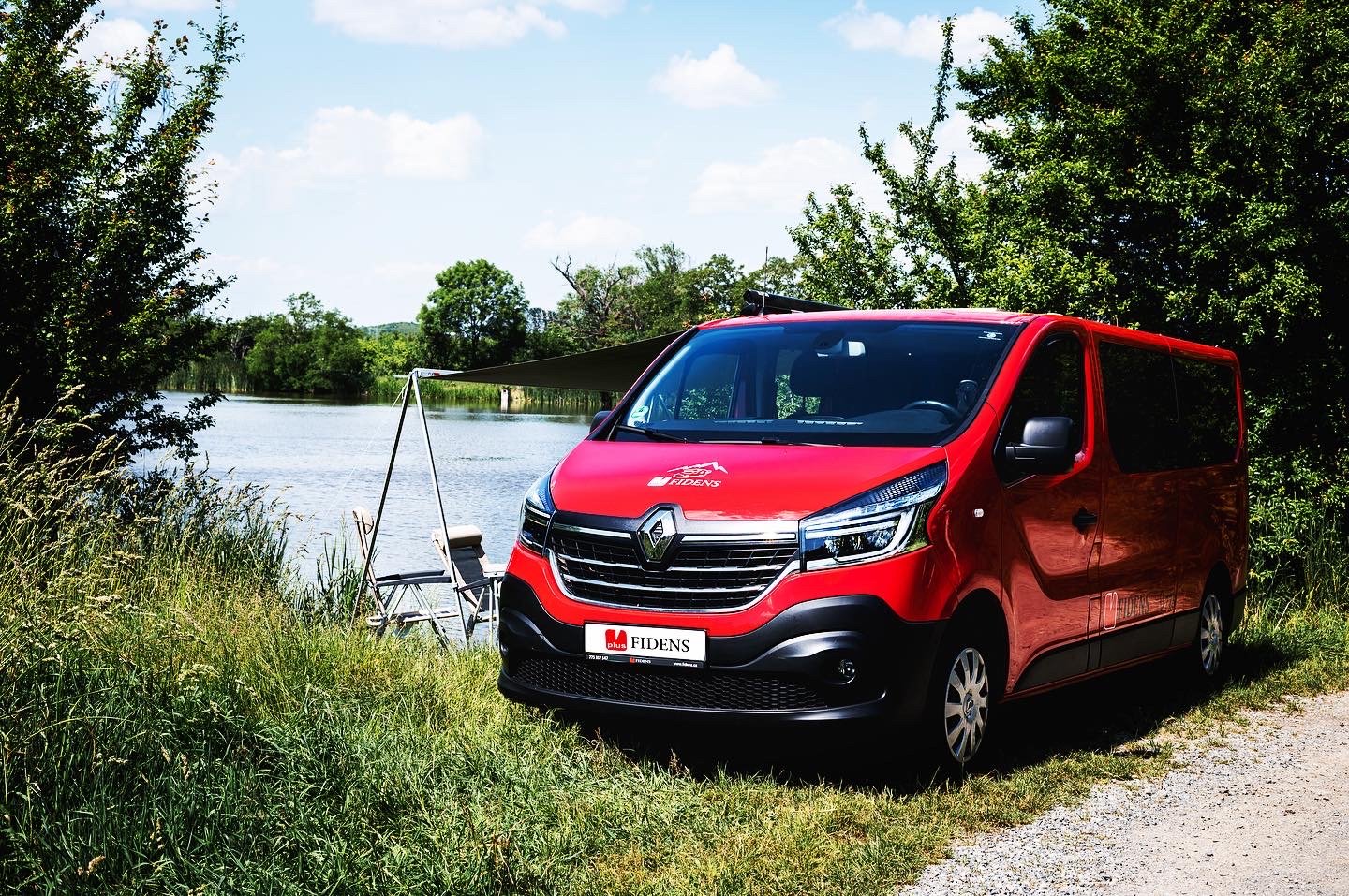 Renault Trafic Camping - dodávka - Motorhome hire | campu.eu